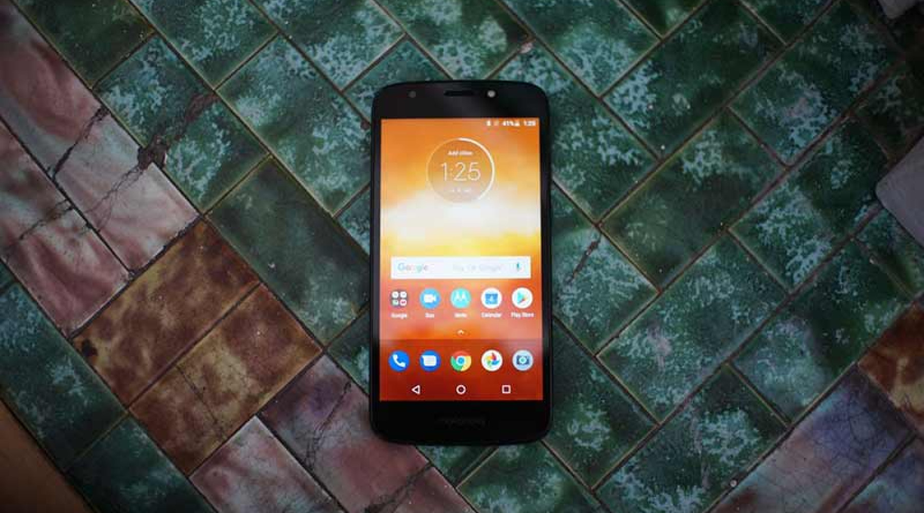 بهترین گوشی های هوشمند اندرویدی با قابلیت تعویض باتری